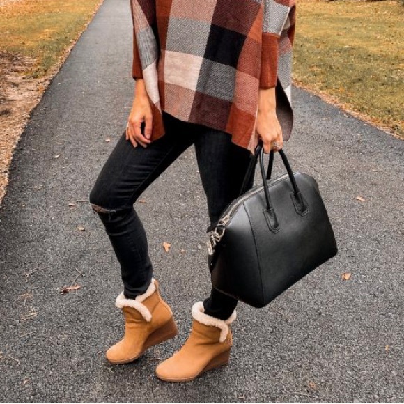 UGG | Shoes | New Ugg Devorah Chestnut Waterproof | Poshmark